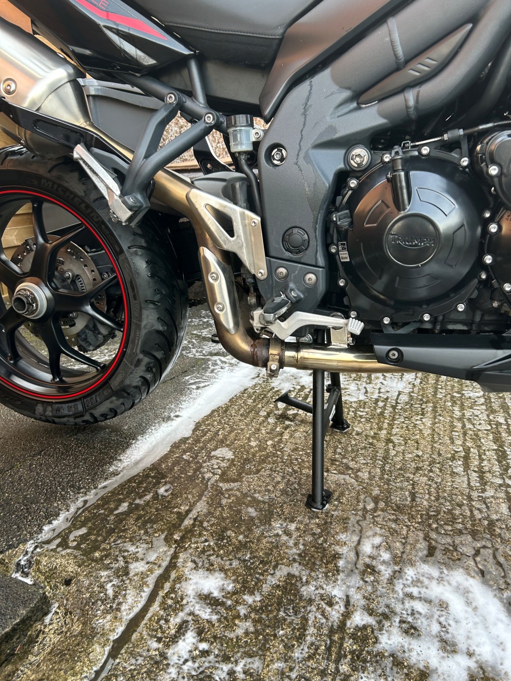 Finally got around to fitting centre stand :) - Modifications, Accessories, and Appearance ...